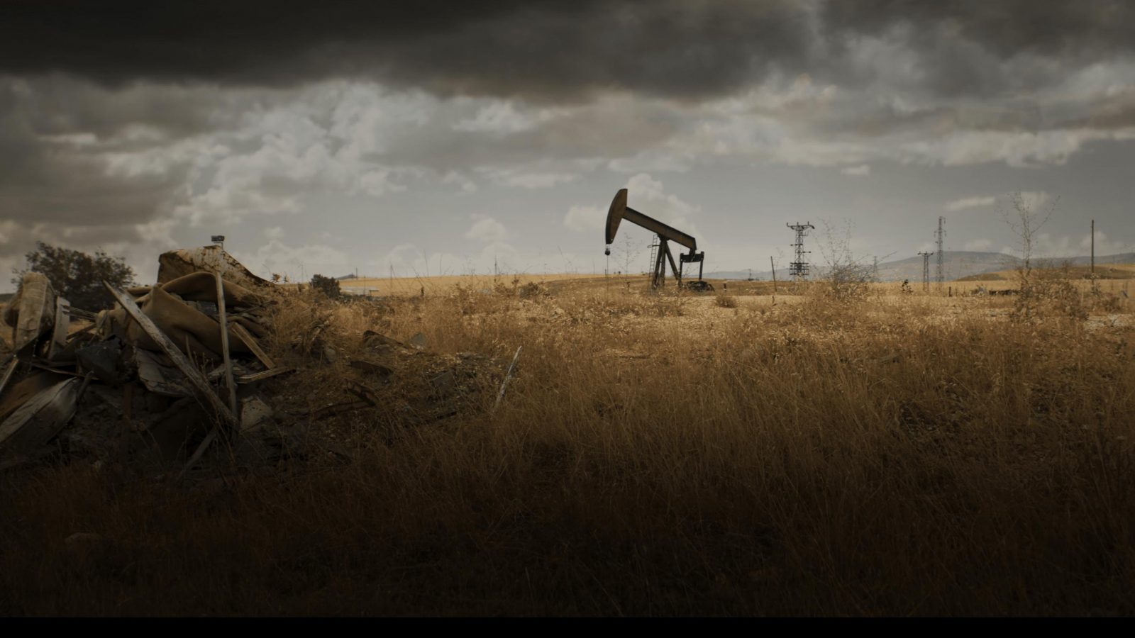 Kuru Otlar Üstüne: Okul Resimleri, Köy Fotoğrafları - Altyazı Fasikül